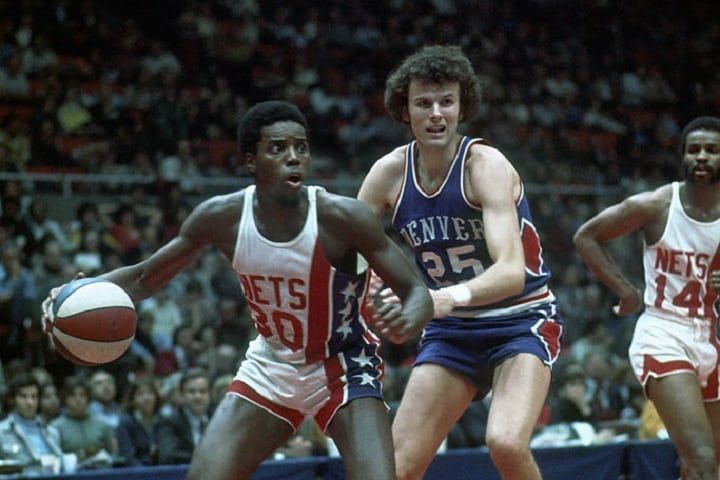HeraldWeekly - 5 of the Most Unforgettable NBA Throwback Jerseys